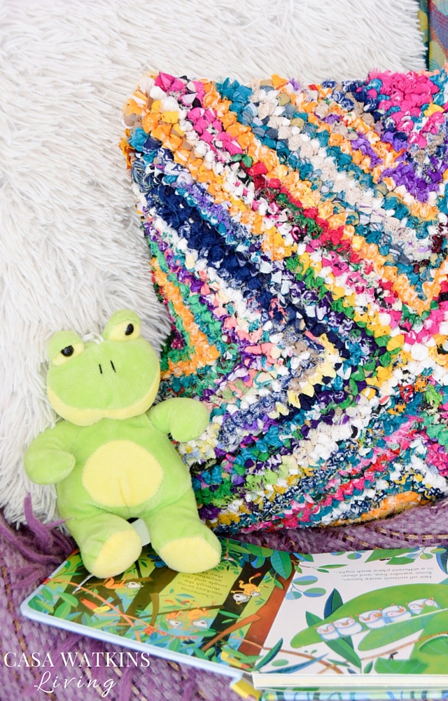 How-to-decorate-girls-room-with-texture-pillow – Casa Watkins Living