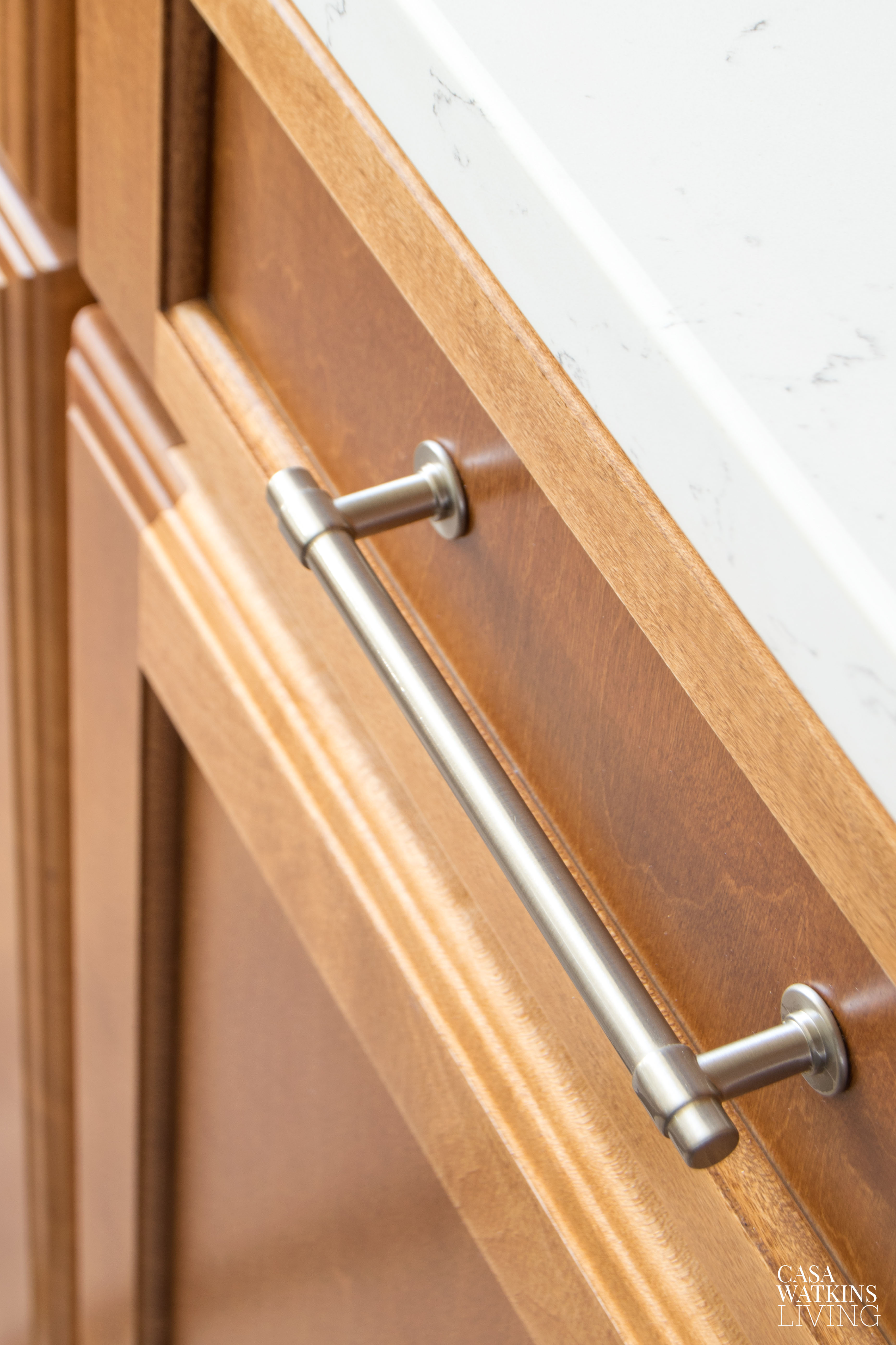 modern-stainless-steel-cabinet-pull – Casa Watkins Living
