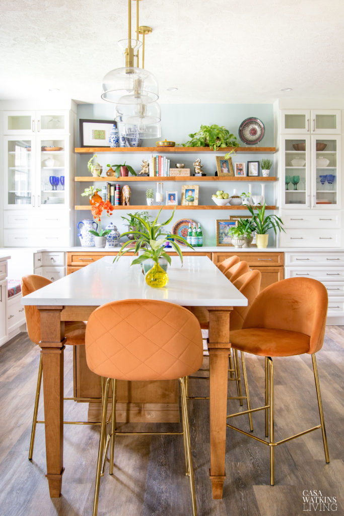 brass-light-fixtures-bohemian-kitchen - Casa Watkins Living